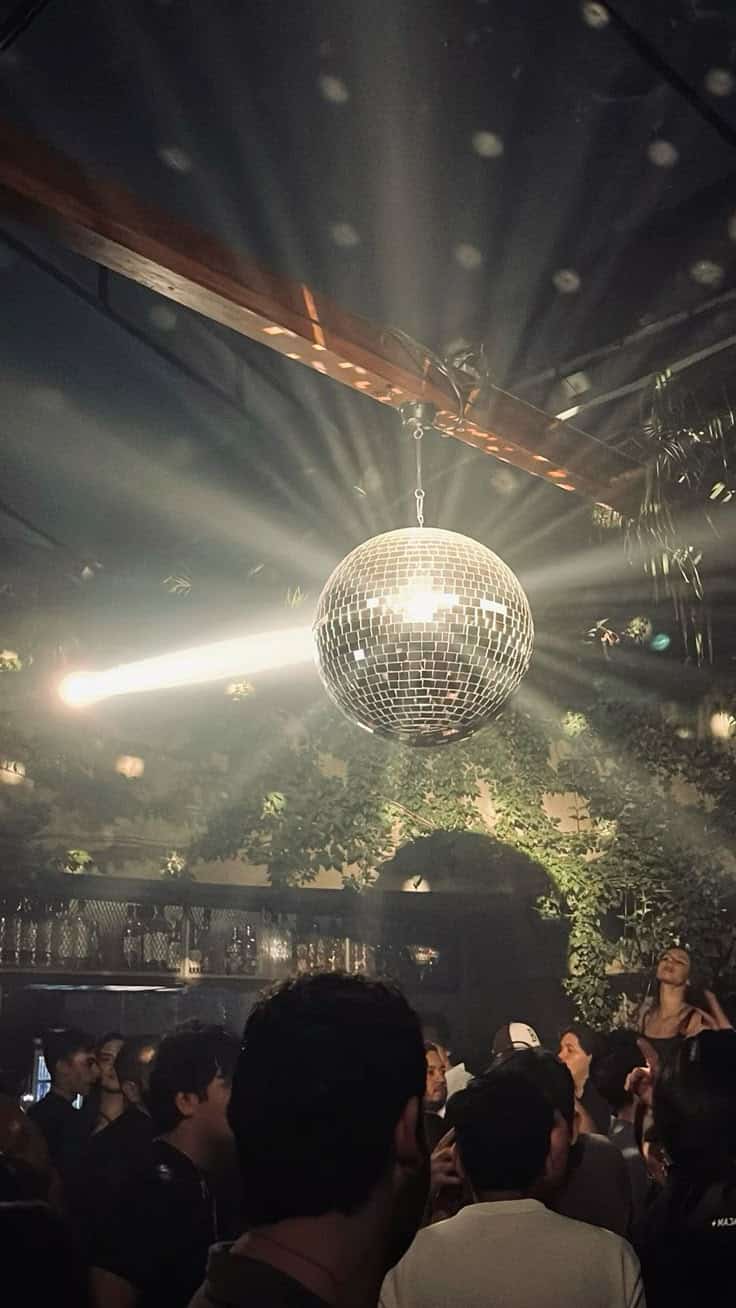 How did disco balls influence the evolution of stage lighting? - China ...